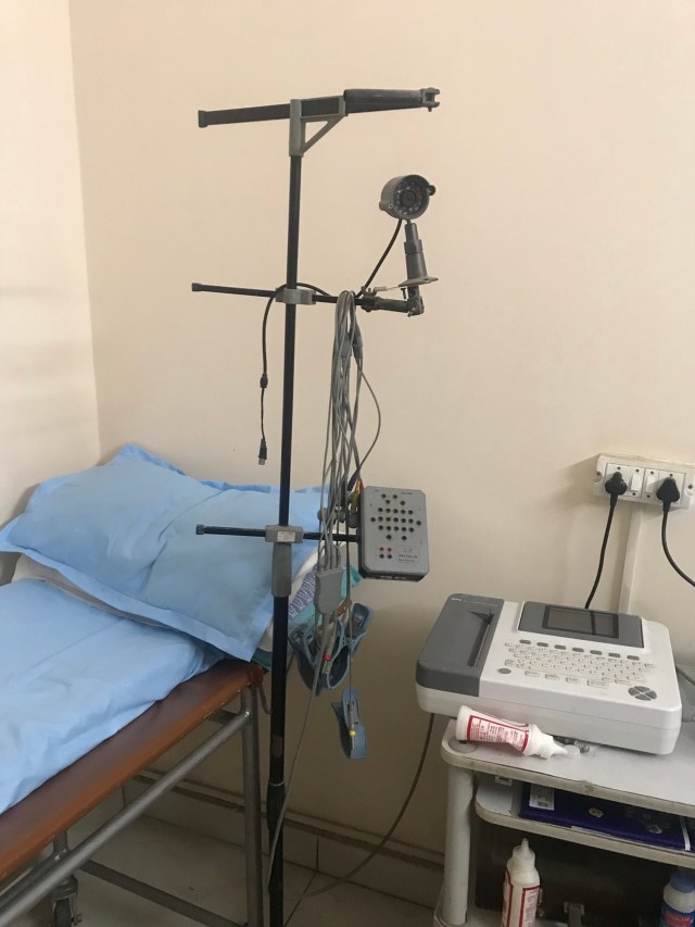 What to Expect During an ECG Test: A Patient’s Guide | deemag and chest ...